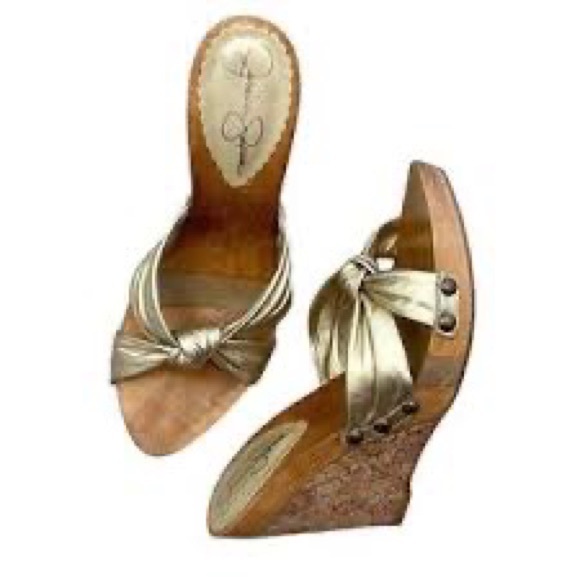 Jessica Simpson | Shoes | Jessica Simpson Wood And Cork Leather Wedge ...